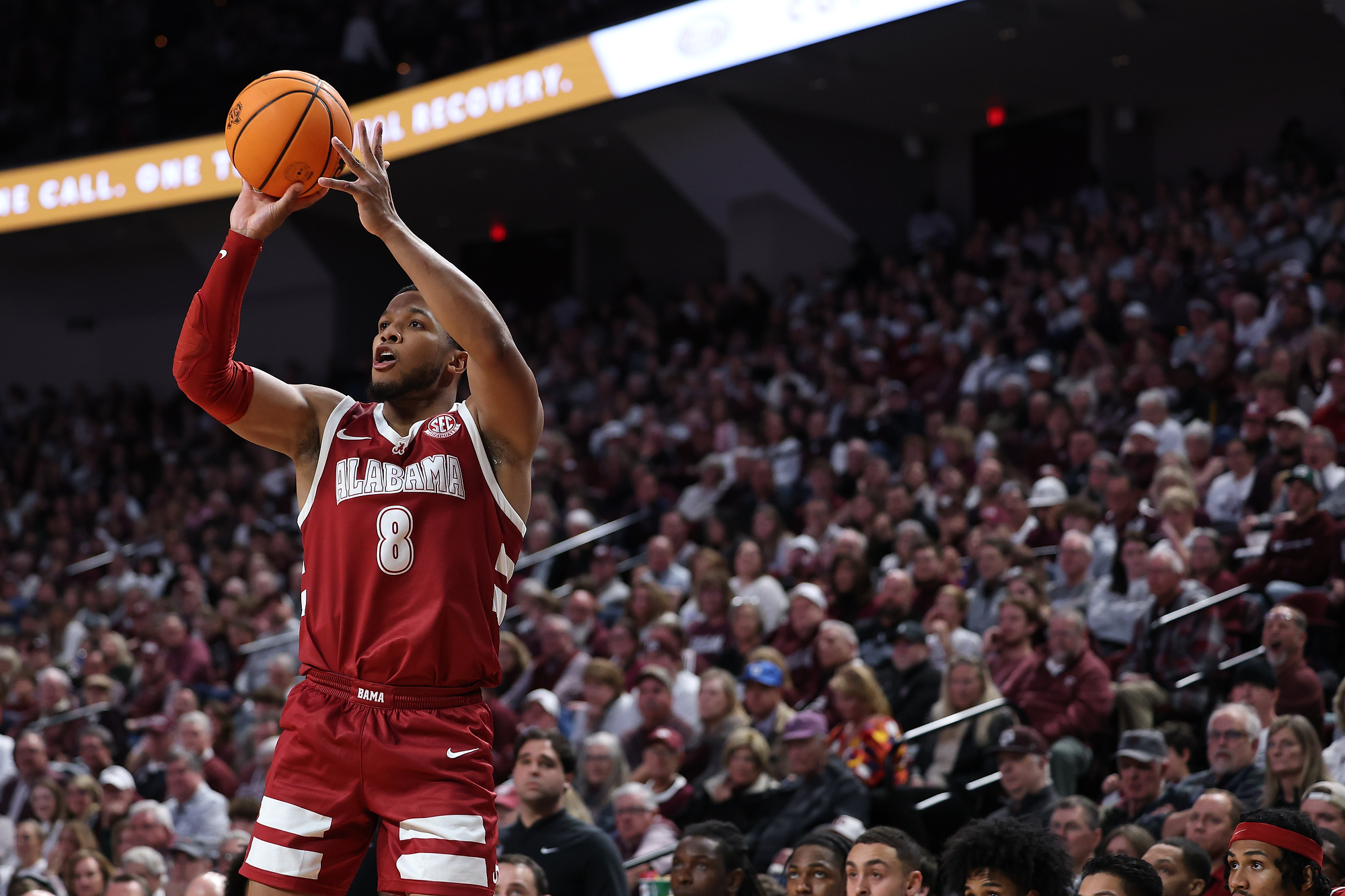 No. 5 Alabama survives free throw shootout in top-10 road win over ...
